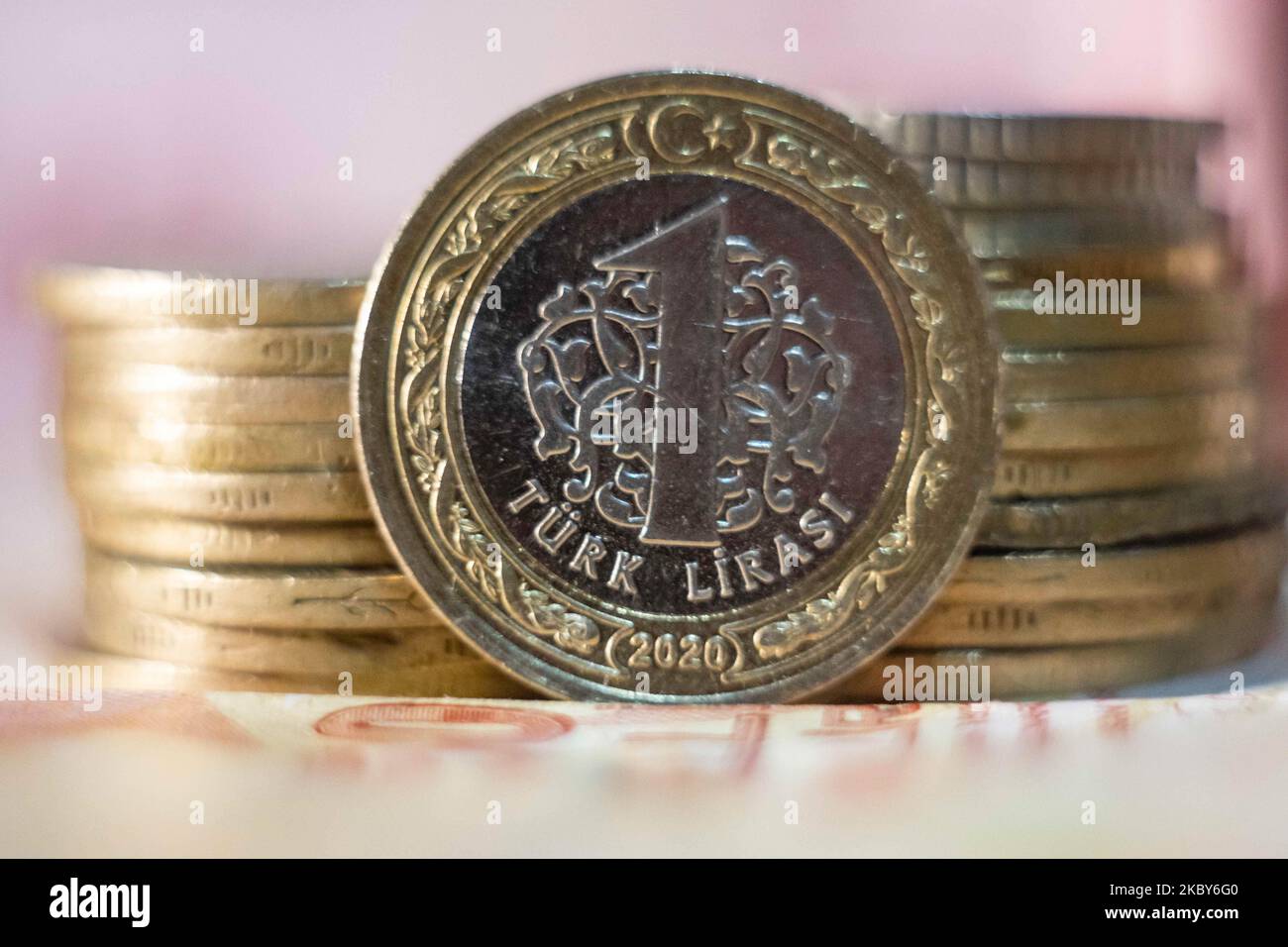 1 turk lira hi-res stock photography and images - Alamy