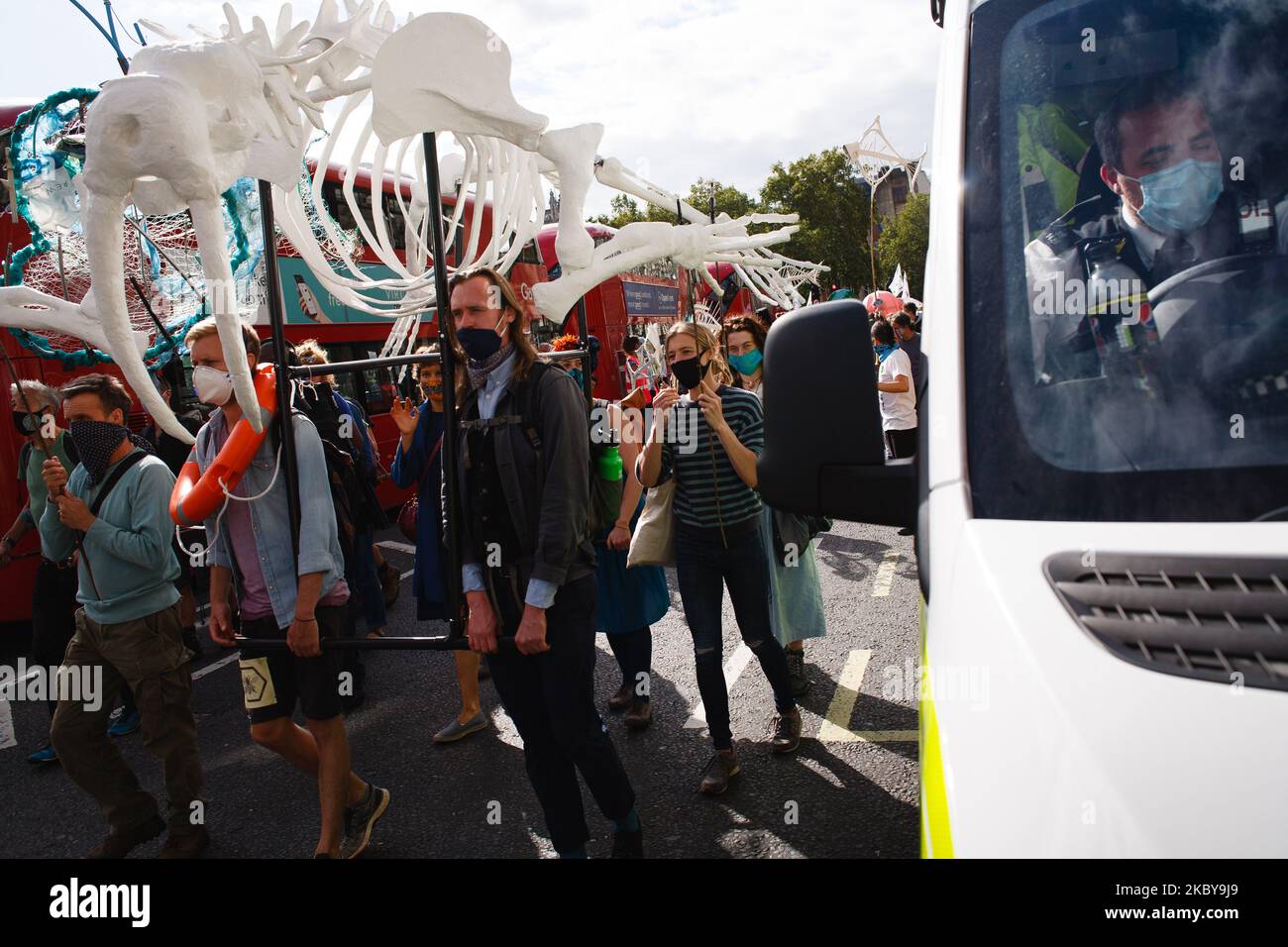 Members of climate change activist movement Extinction Rebellion ...
