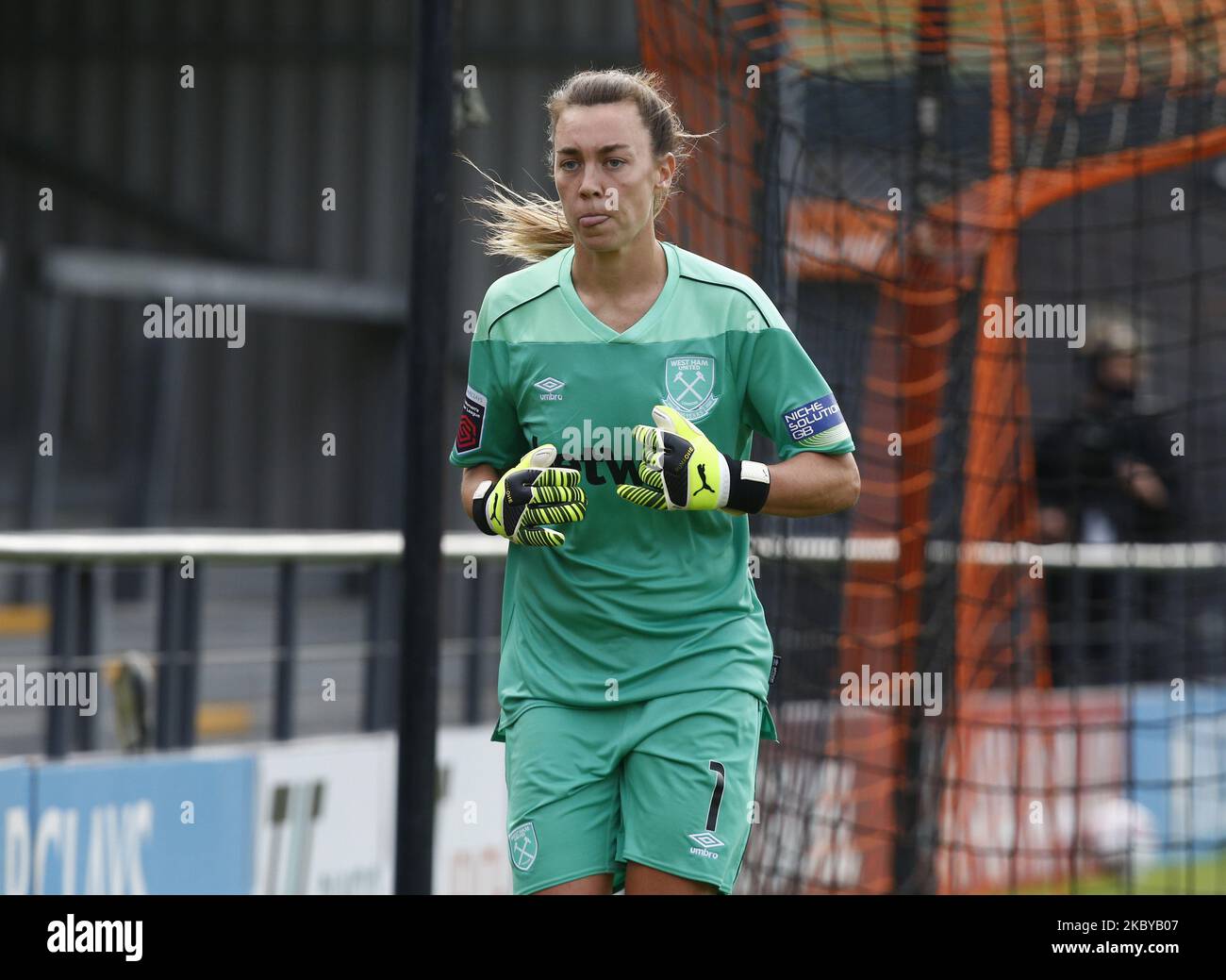 Mackenzie arnold west ham hi-res stock photography and images - Alamy