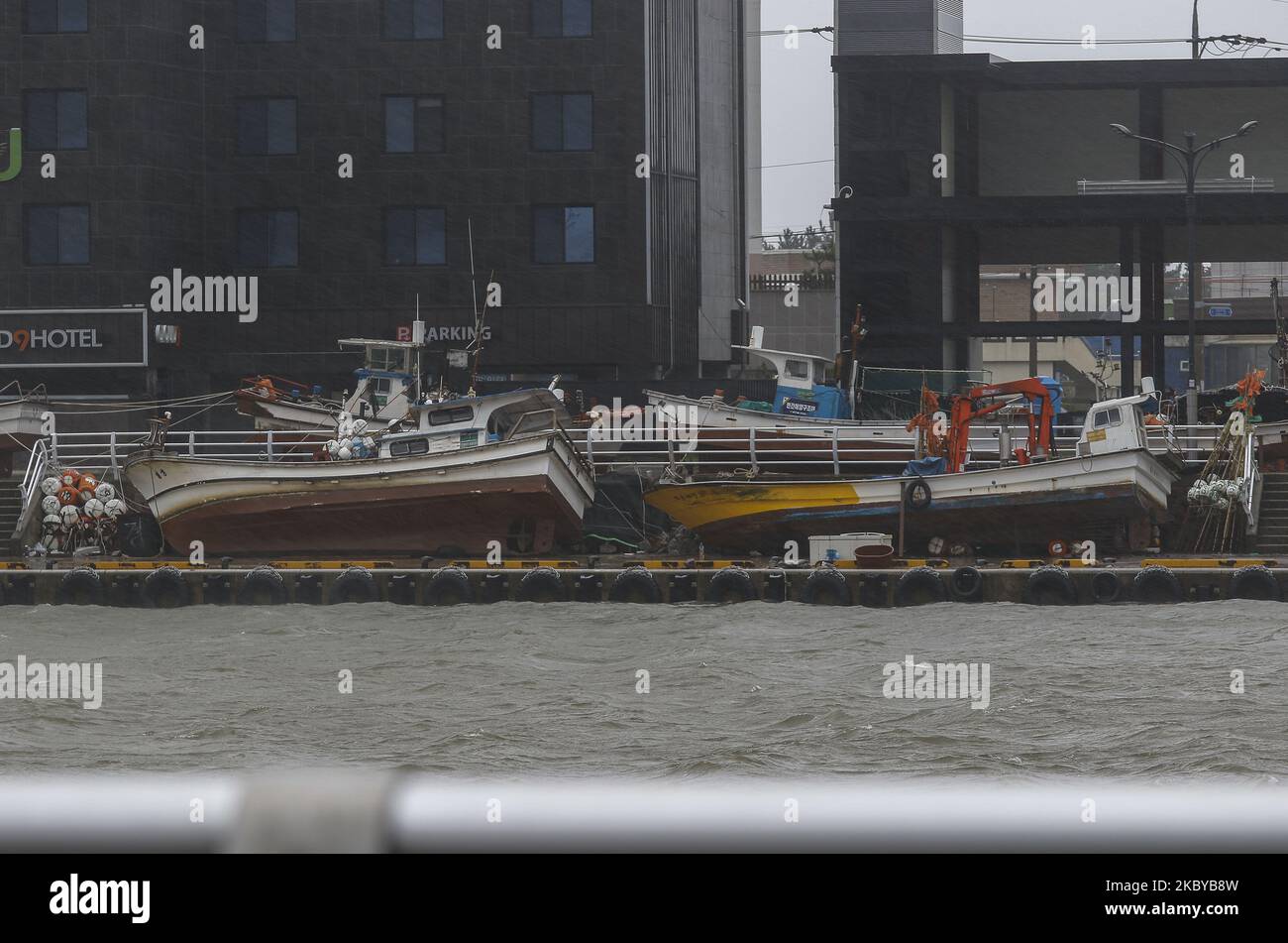 Countrys eastern seaside cities hi-res stock photography and images - Alamy
