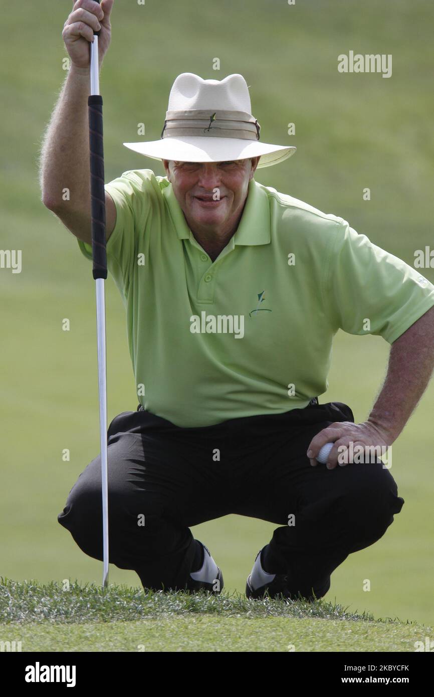 Tom Kite of USA, 18th hall check his putting line during the PGA Tour ...