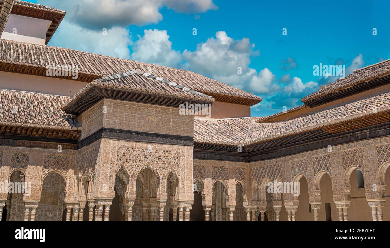 Arquitectura de estilo morisco hi-res stock photography and images - Alamy