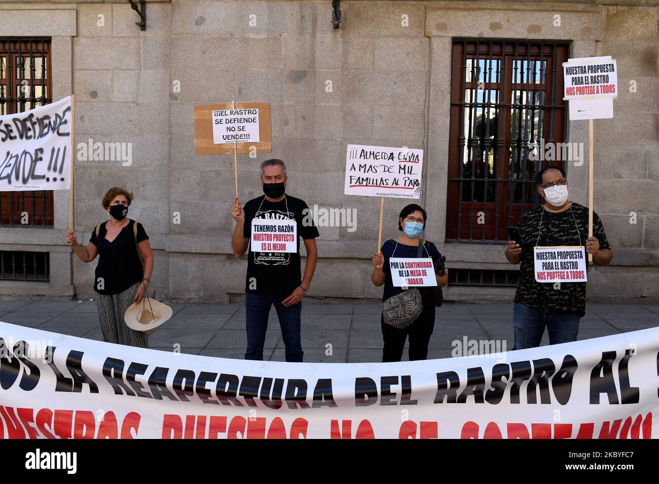 Traders from El Rastro (old street market in Madrid) protest to demand ...