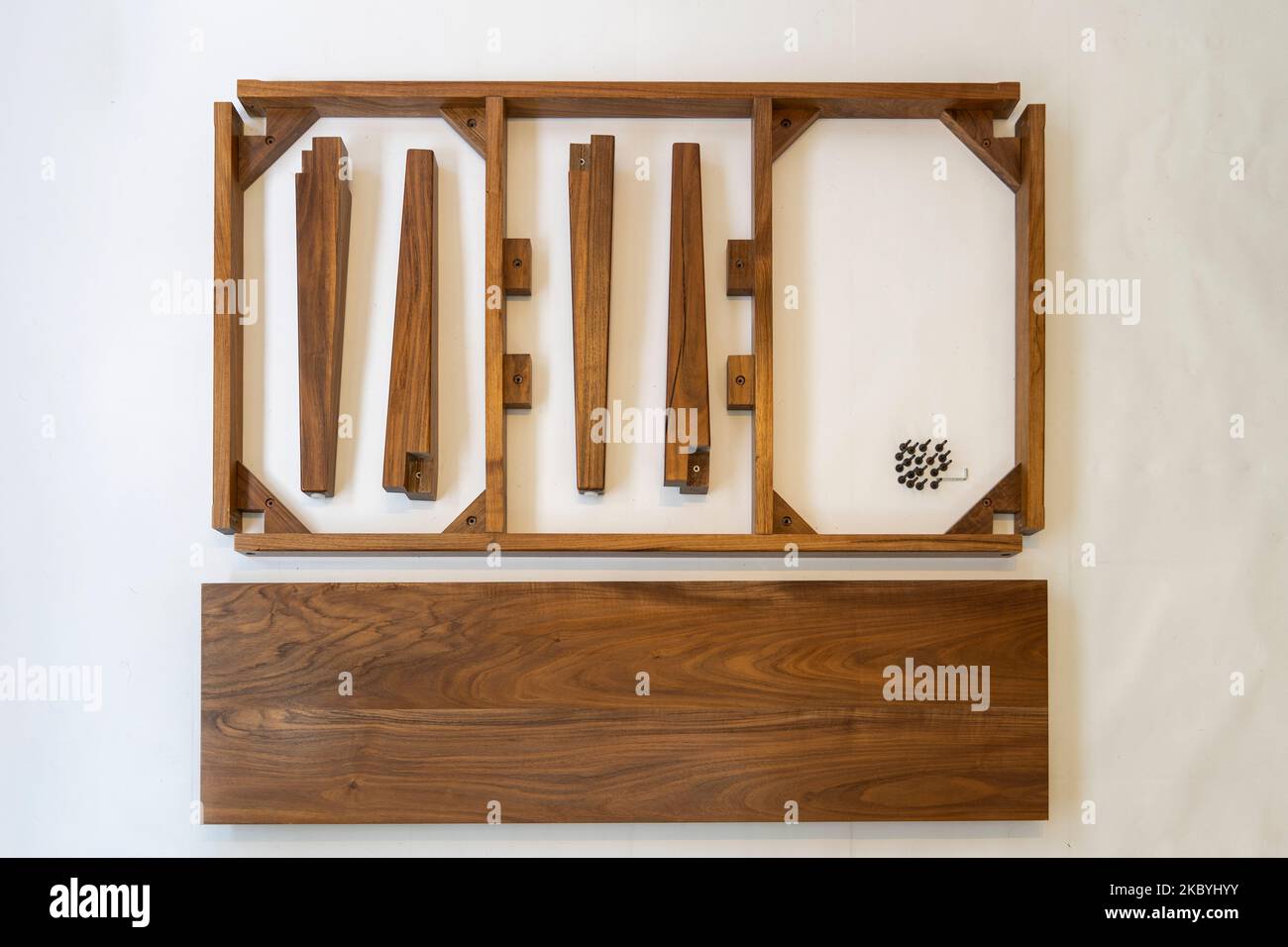 Top view vintage wooden round chair on cement concrete texture floor ...