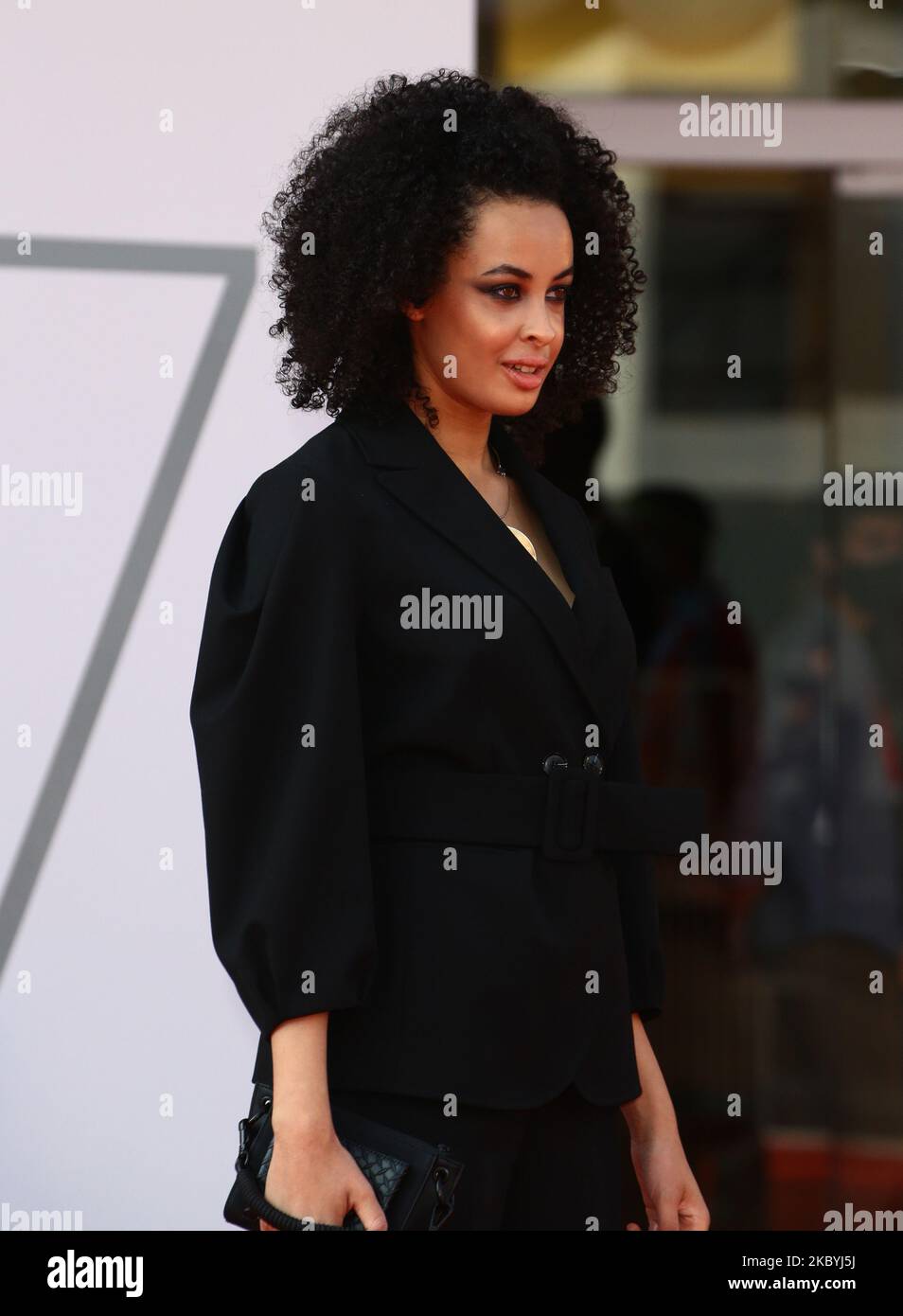 Ivy Liback walks the red carpet ahead of the movie ''Un Morgen Die ...