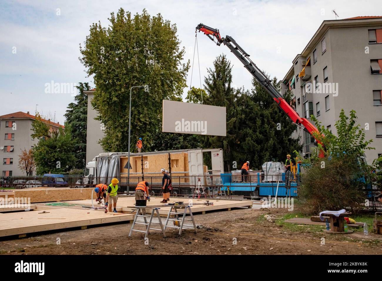 Temporary class modules hi-res stock photography and images - Alamy