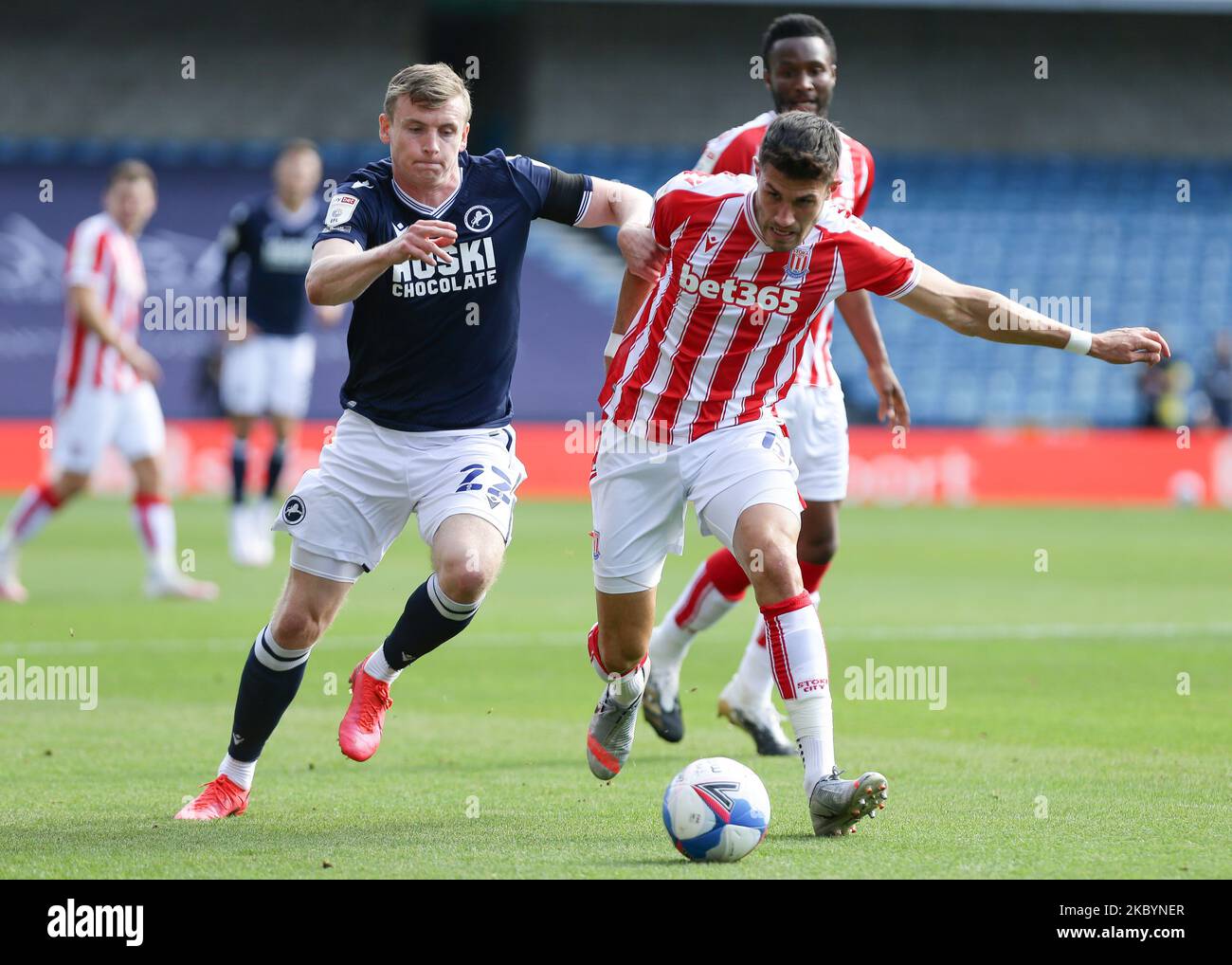 Jon dadi bodvarsson of millwall hi-res stock photography and images - Alamy