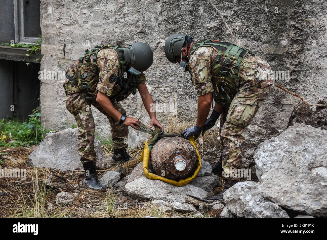 Wwii bomb italy hi-res stock photography and images - Alamy