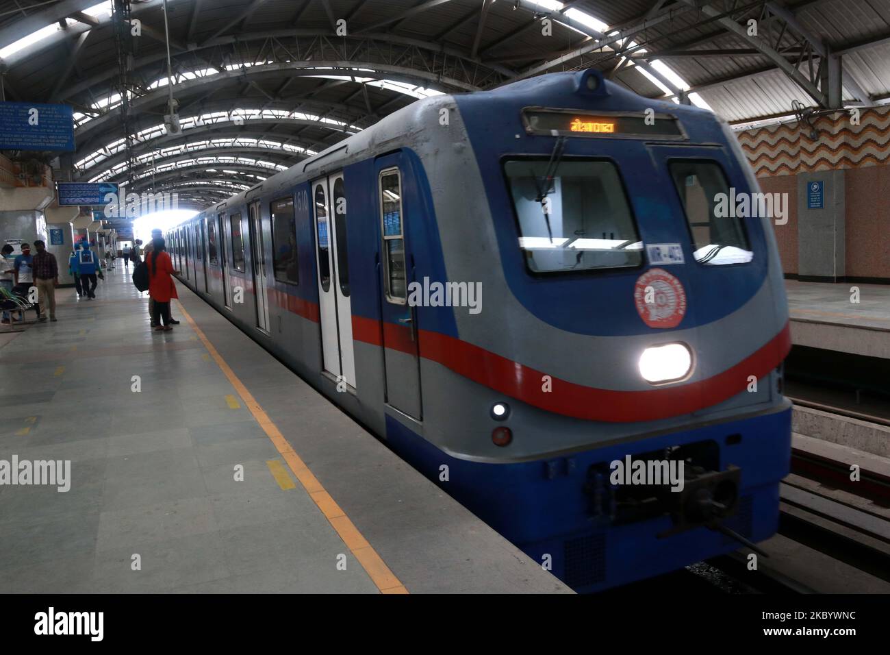 Kolkata metro rail hi-res stock photography and images - Alamy