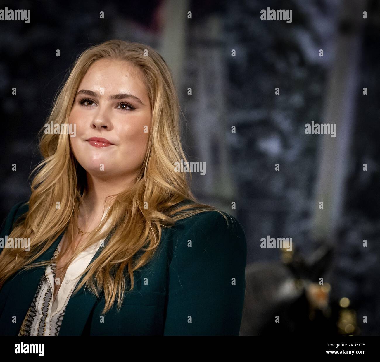2022-11-04 14:02:04 AMSTERDAM - Princess Amalia poses during the photo ...