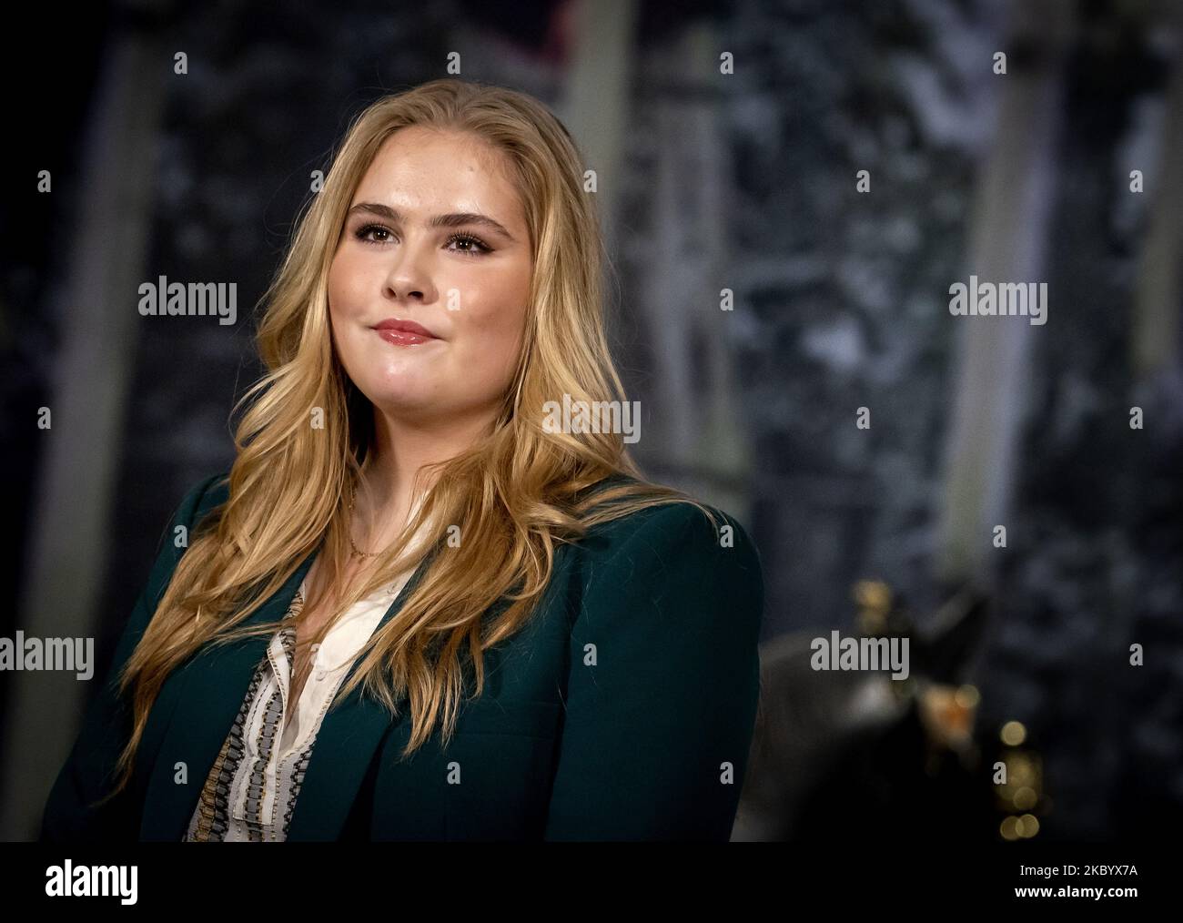 2022-11-04 14:02:04 AMSTERDAM - Princess Amalia poses during the photo ...