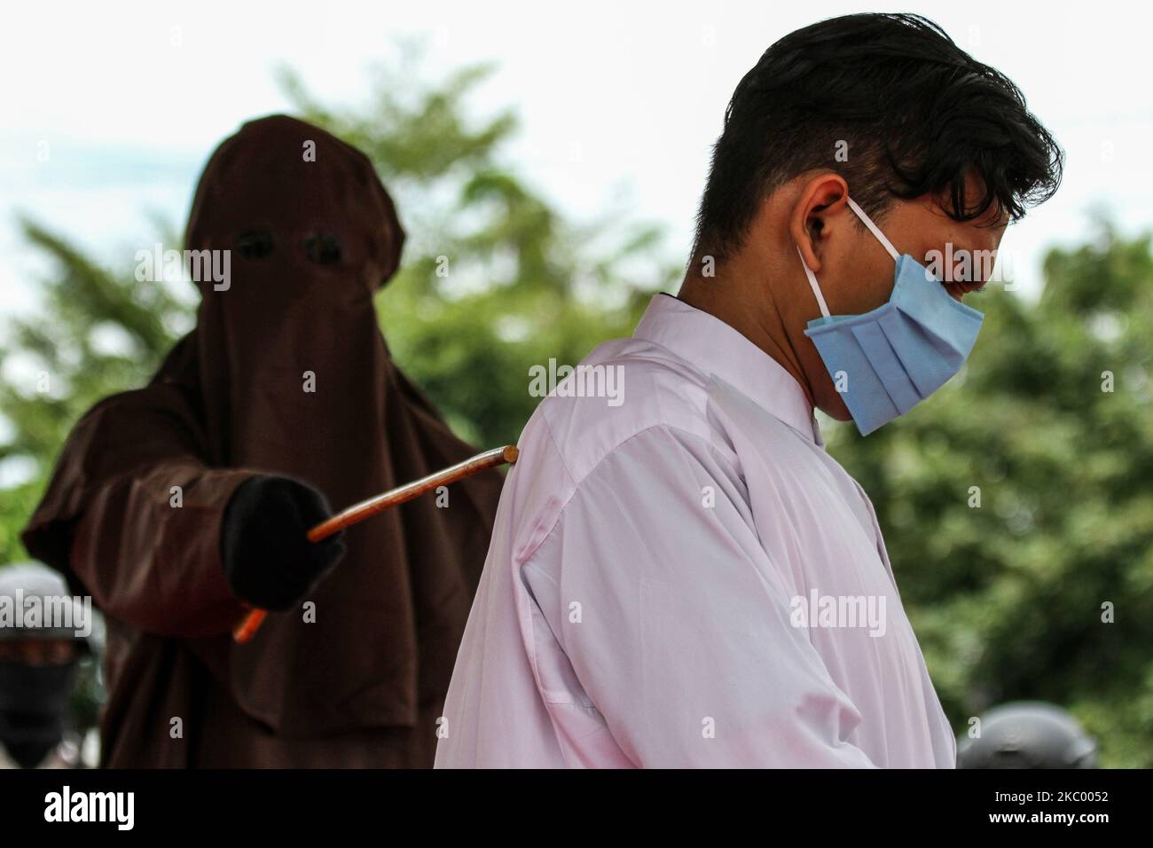 Male sharia lawbreakers hi-res stock photography and images - Alamy