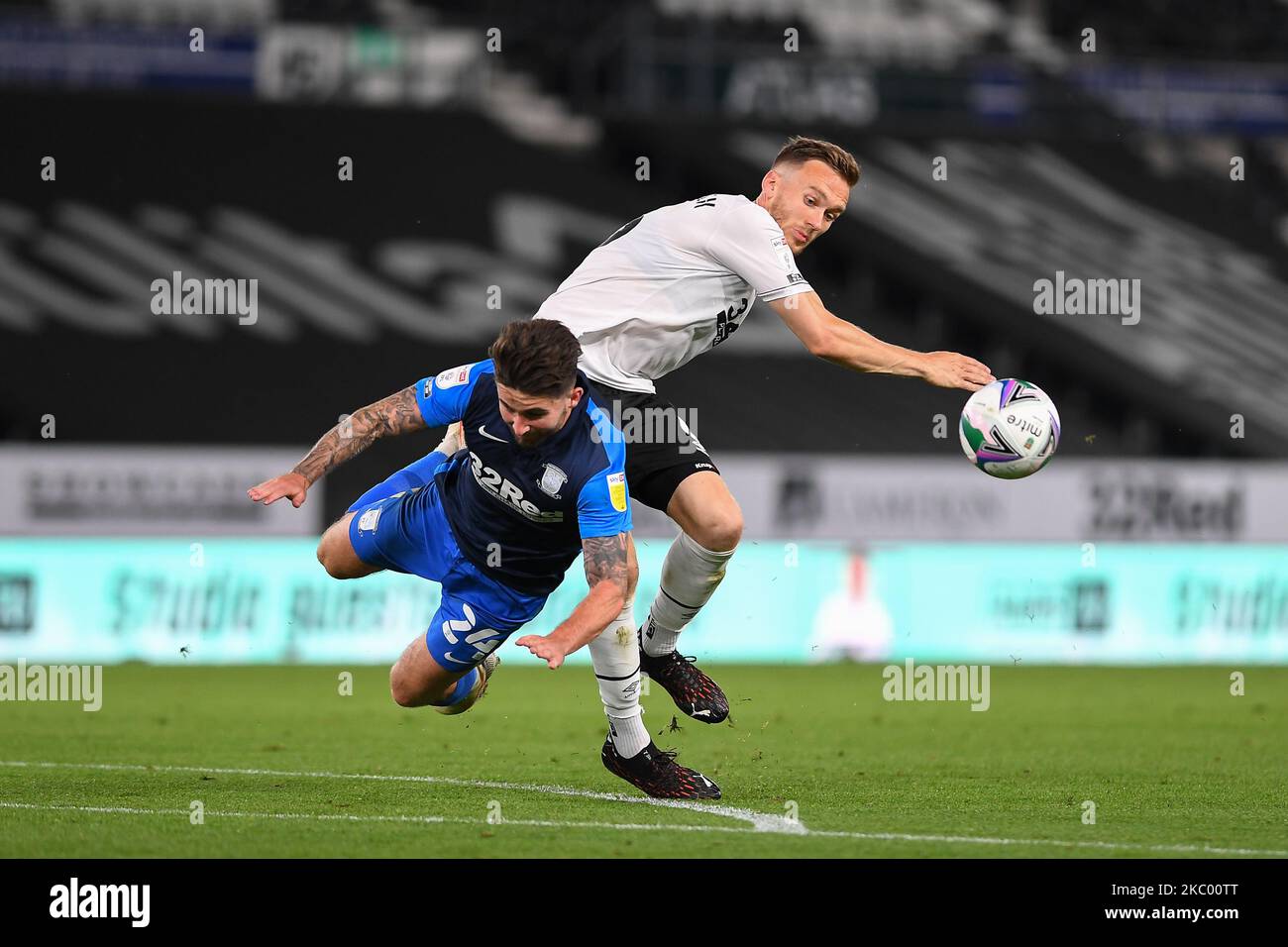 Mike te Wierik of Derby County fouls Sean Maguire of Preston earning ...