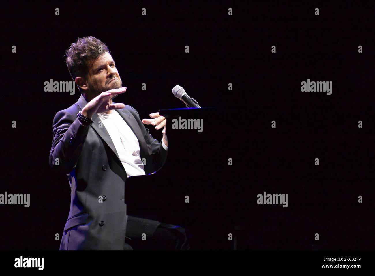 General pablo lopez hi-res stock photography and images - Alamy