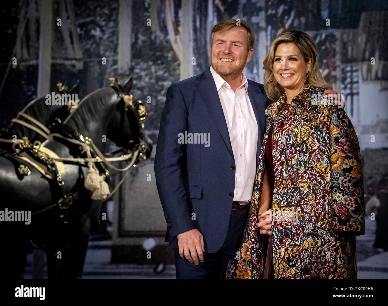 2022-11-04 14:03:15 AMSTERDAM - King Willem-Alexander and Queen Maxima ...