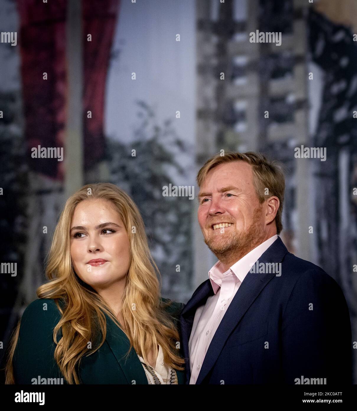 2022-11-04 14:02:45 AMSTERDAM - Princess Amalia and King Willem ...