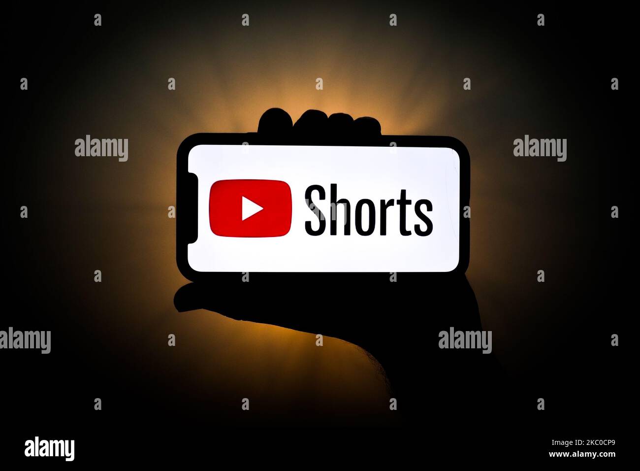 Yt shorts hi-res stock photography and images - Alamy