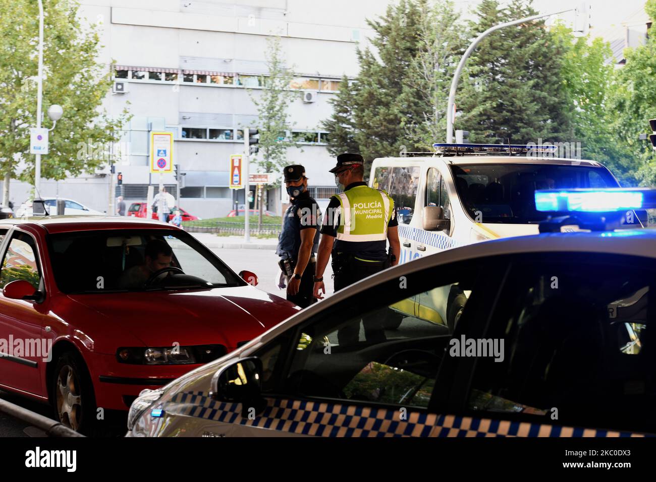 Madrid local police car hi-res stock photography and images - Alamy