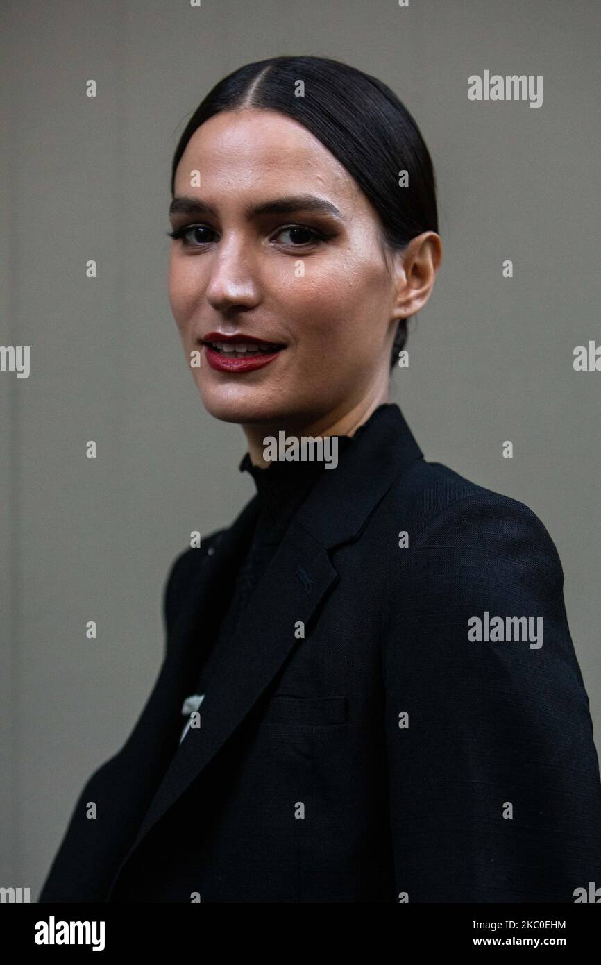A model is seen at Dolce e Gabbana fashion show during the Milano ...