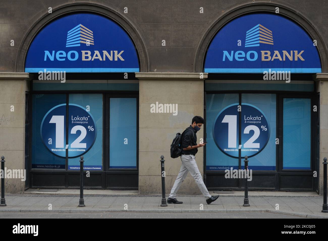 Neobank logo hi-res stock photography and images - Alamy