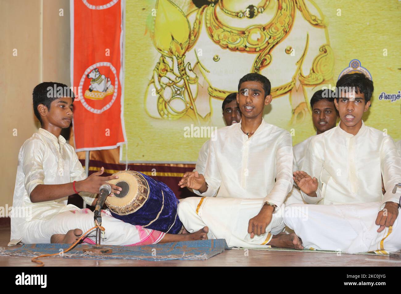 Sri lankan classical music hi-res stock photography and images - Alamy