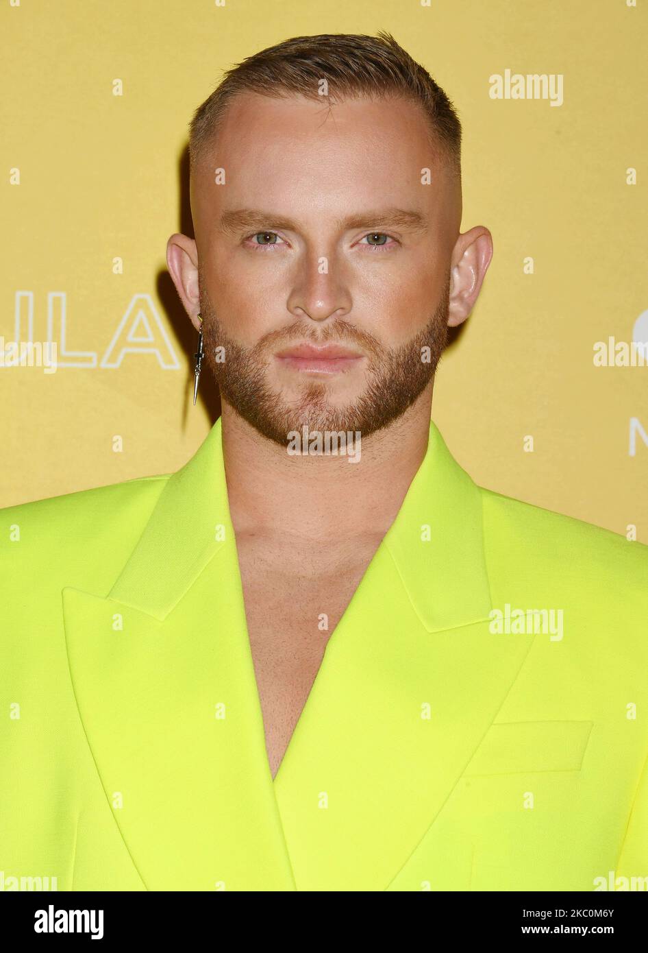 WEST HOLLYWOOD, CA - NOVEMBER 03: August Getty attends 2022 amfAR Gala ...