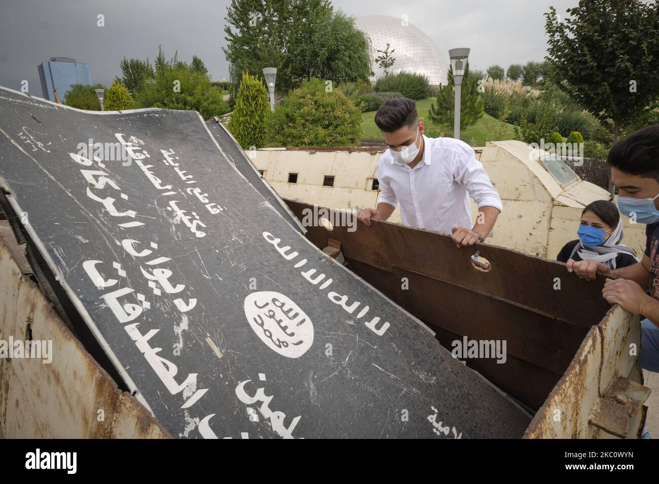 Islamic revolutionary guard syria hi-res stock photography and images ...