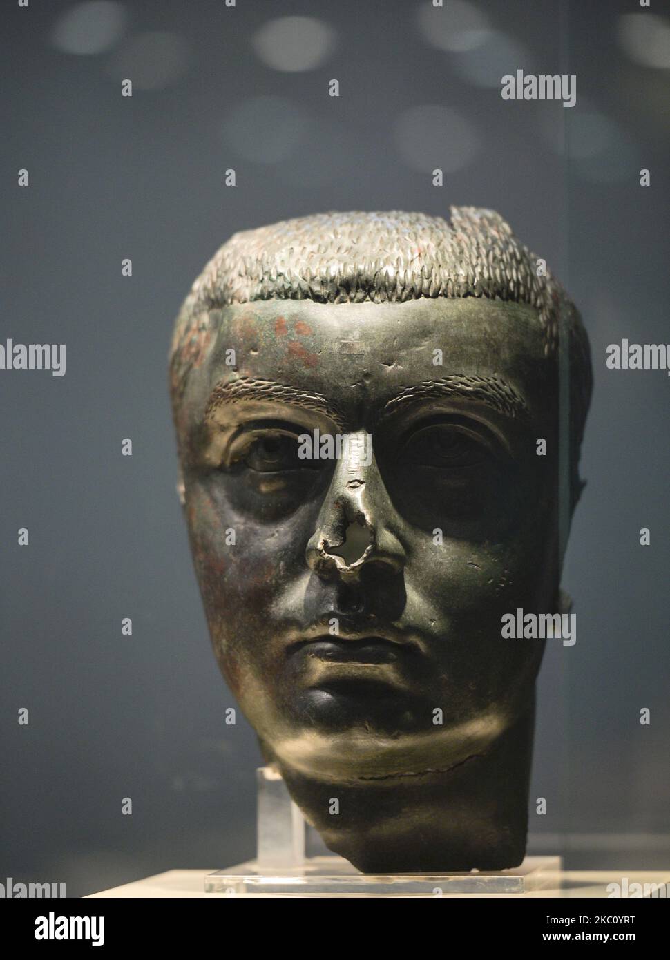 Head of a bronze portrait statue of the Roman Emperor Gordianus III ...