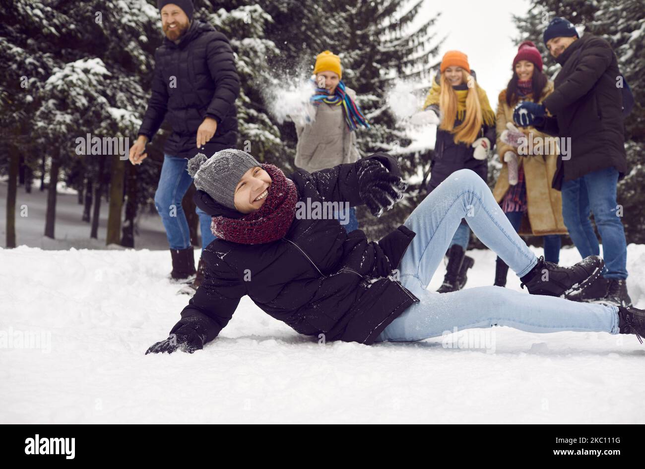 Playing snowballs hi-res stock photography and images - Alamy