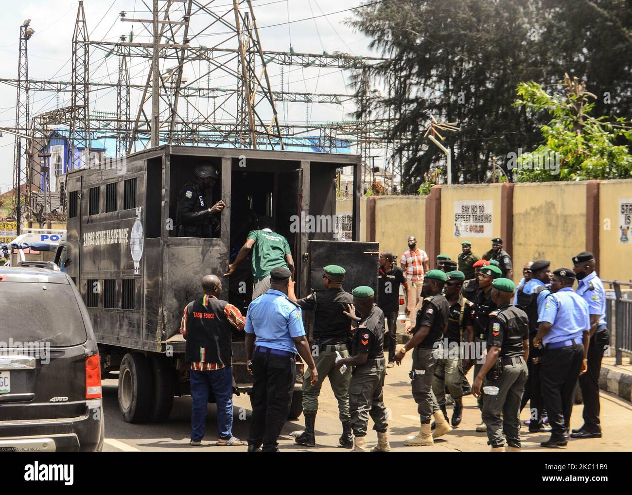Nigeria police protest hi-res stock photography and images - Alamy