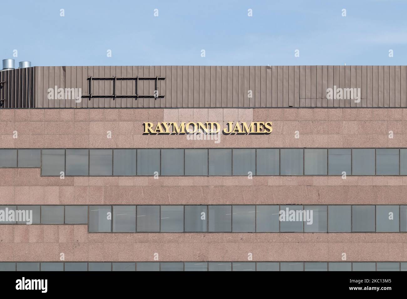 Carmel - Circa November 2022: Raymond James Financial location. Raymond ...