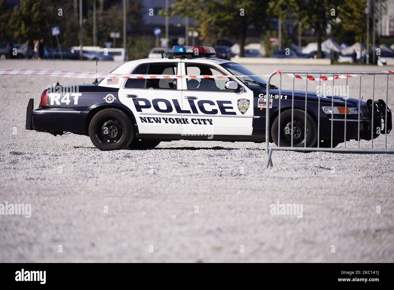 A police car lines up to start driving in the American Police Car ...