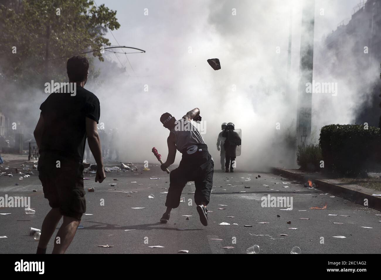 Five year trial hi-res stock photography and images - Alamy