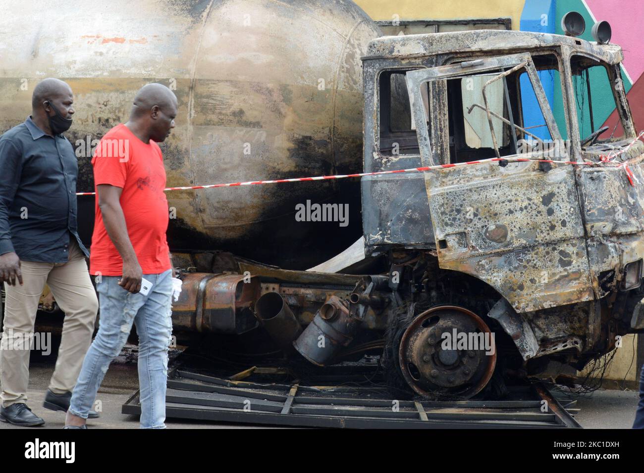 Best roof cooking gas station hi-res stock photography and images - Alamy