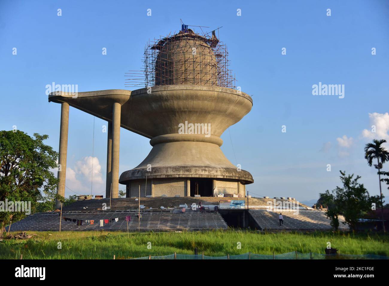 Shivlinga shaped maha mrityunjaya temple hi-res stock photography and ...