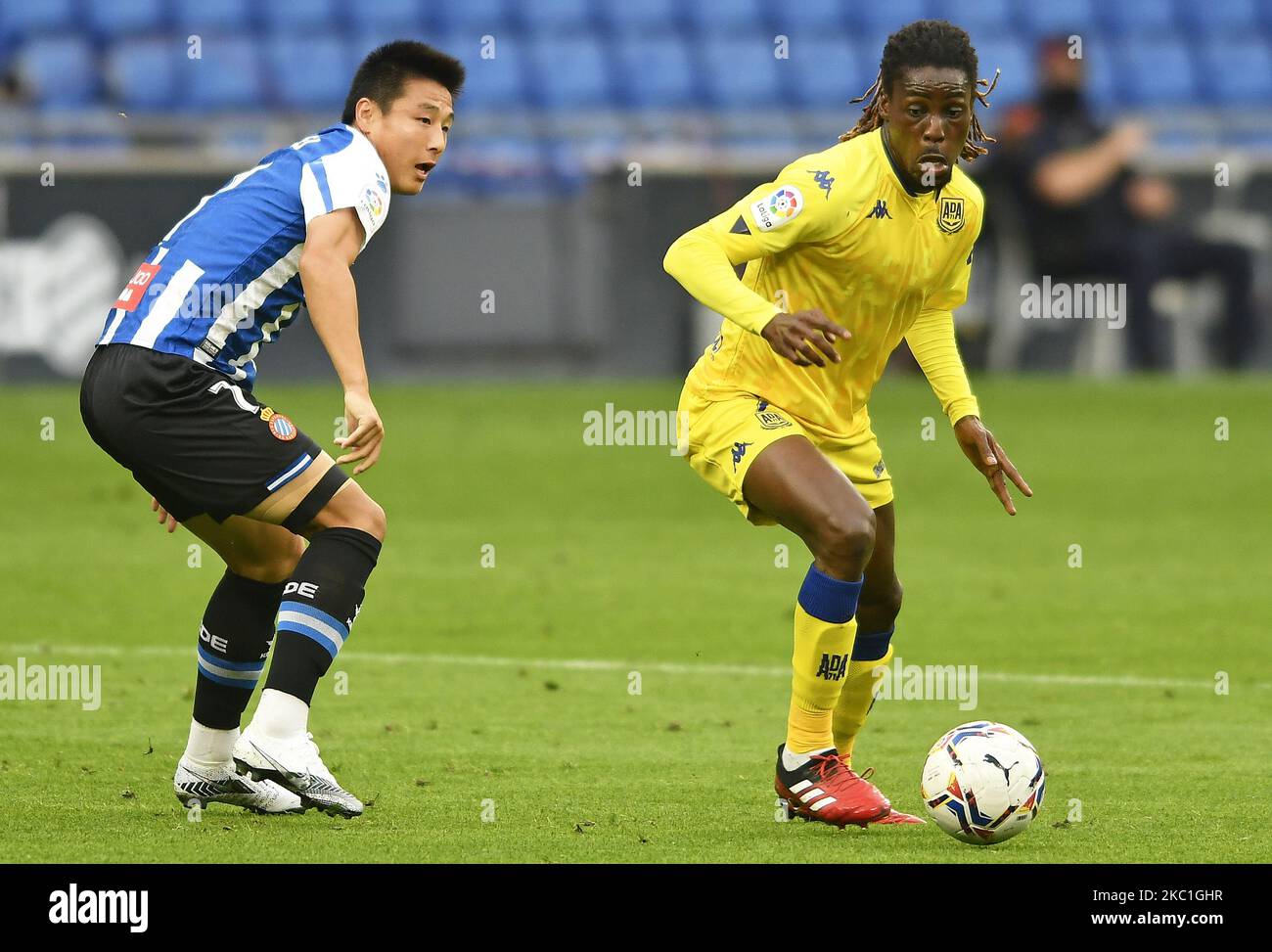 Wu Lei and Richard Boateng during the match between RCD Espanyol and A ...