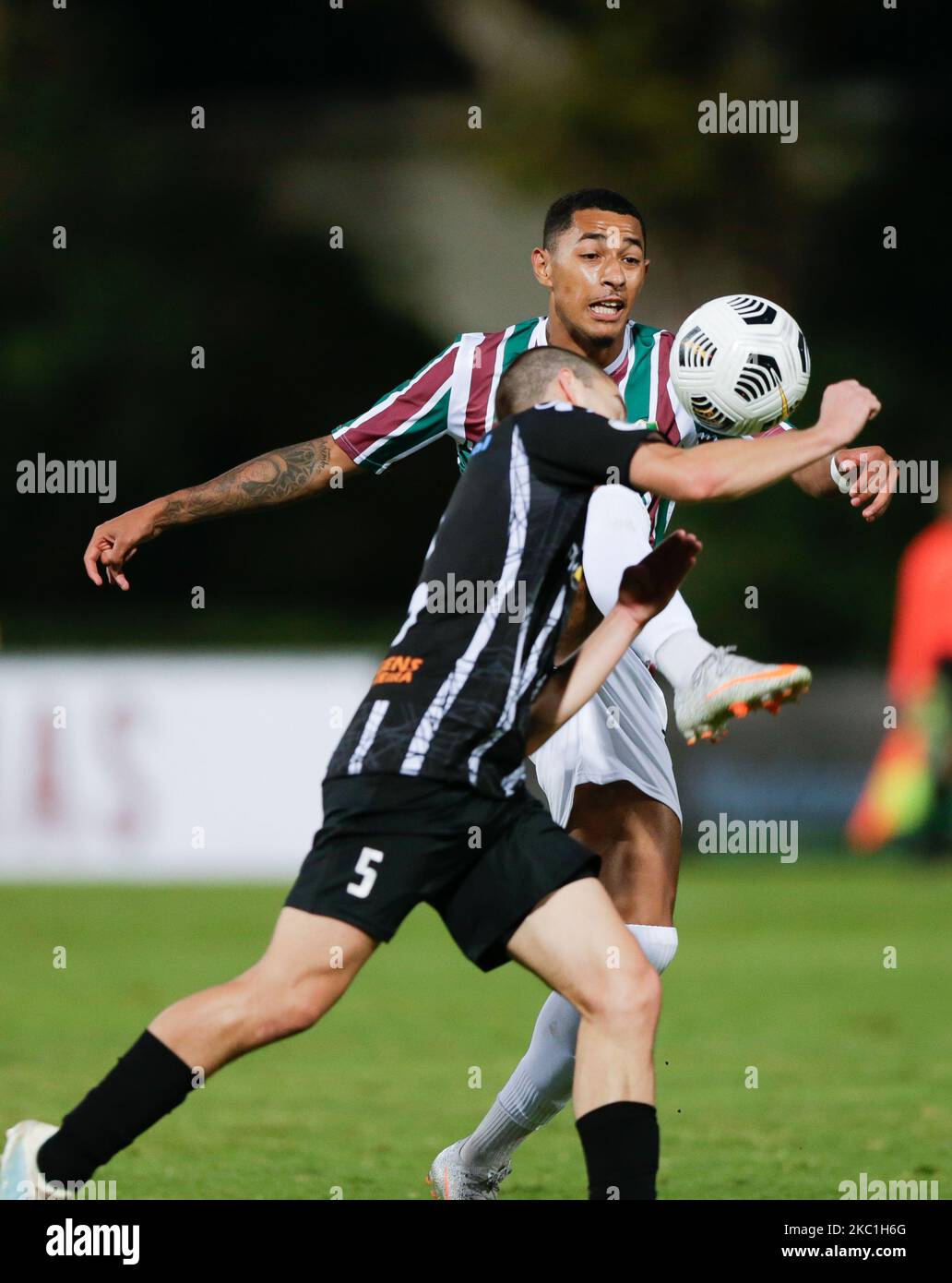 Paollo Madeira of Estrela Amadora SAD in action during the Portuguese ...