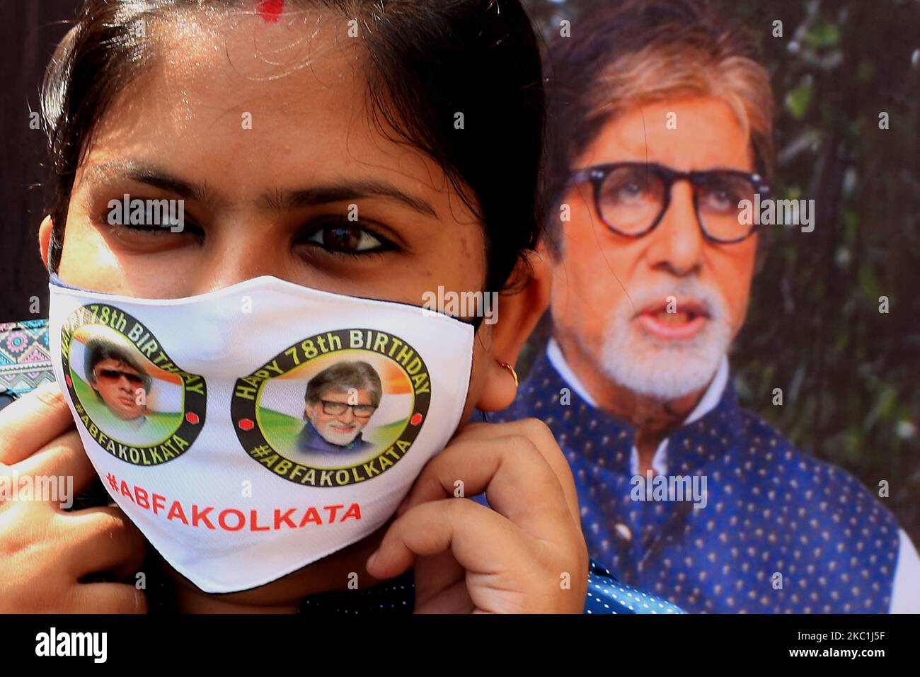 A Fan of Indian Star Actor Amitab Bhachchan warring Amitab Bhachchan ...