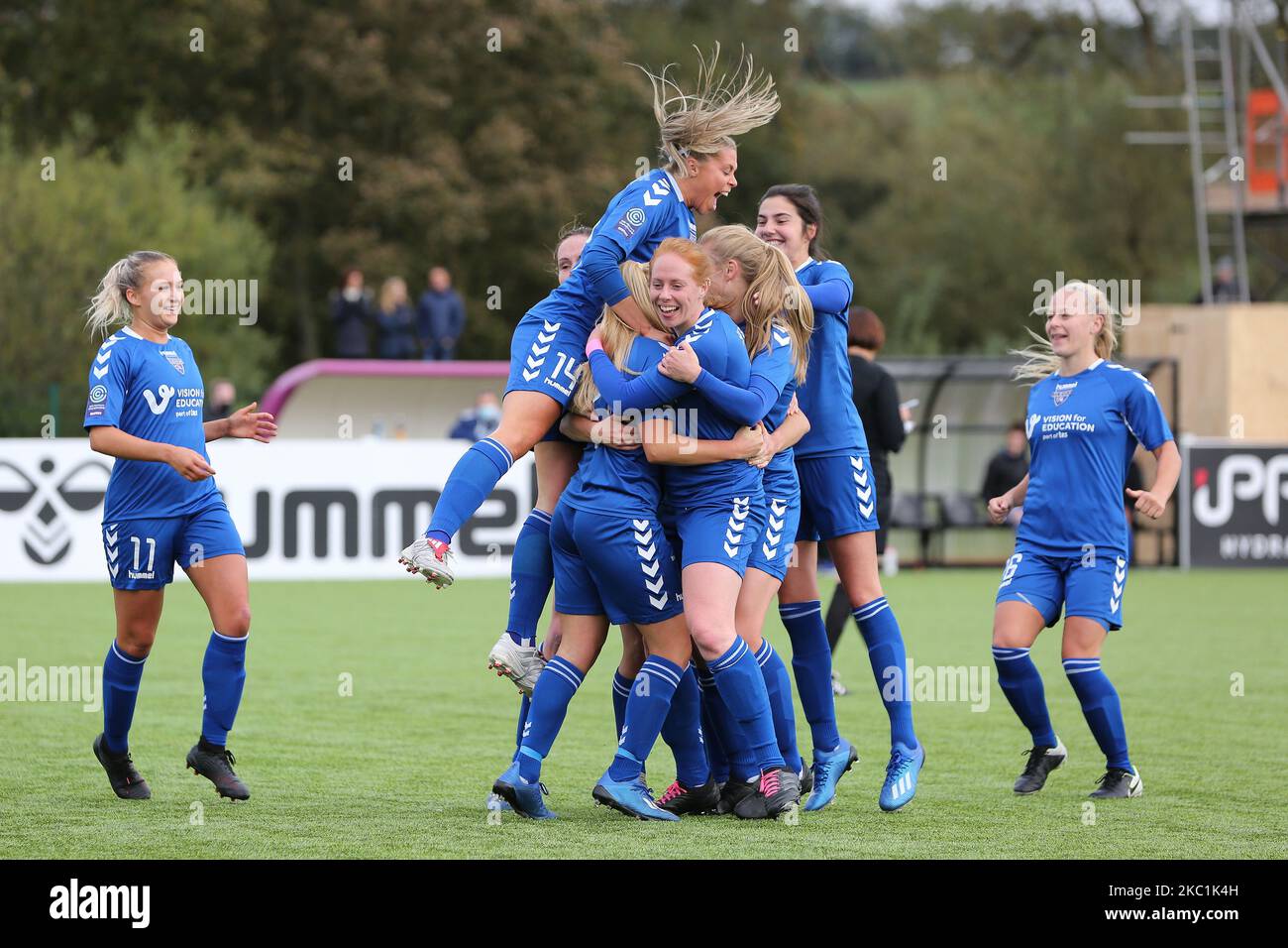 Becky hill 2020 hi-res stock photography and images - Alamy