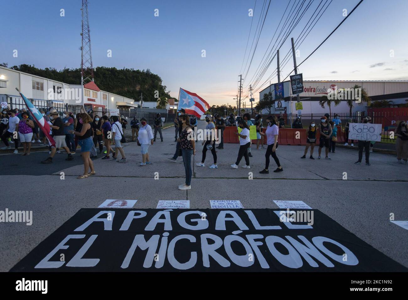 Alexandra station road hi-res stock photography and images - Alamy
