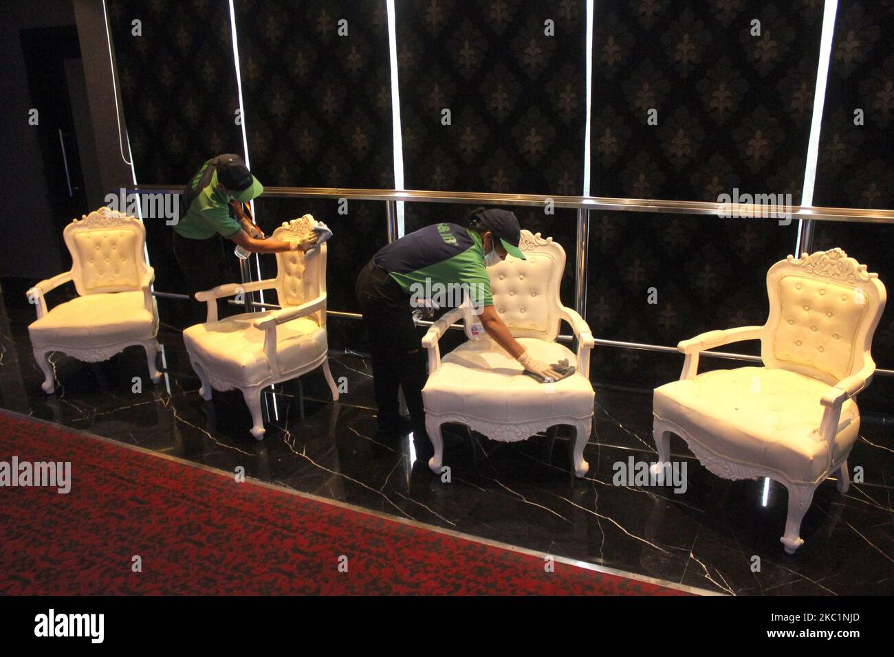 Inox eros hi-res stock photography and images - Alamy