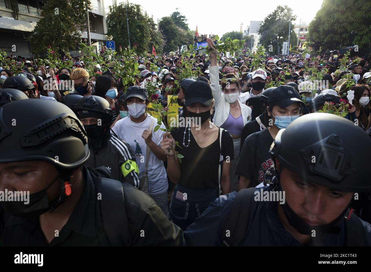 Finger salute head hi-res stock photography and images - Alamy