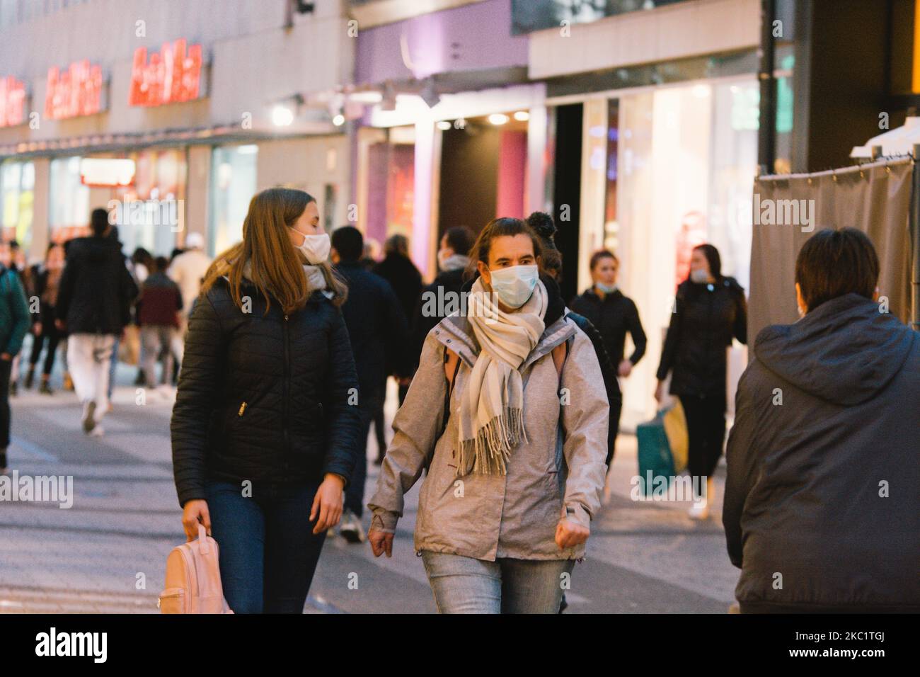 Th epedestrian area hi-res stock photography and images - Alamy