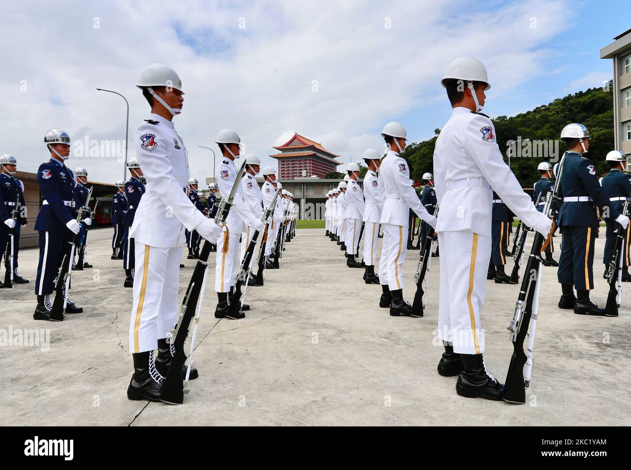 Tri-Service Honor Guards under the Ministry of National Defense ...