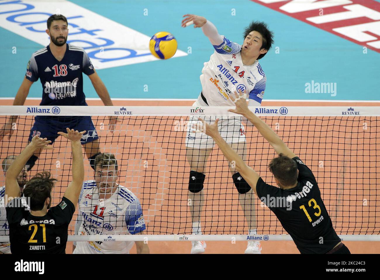 Yuki ishikawa volleyball hi-res stock photography and images - Alamy