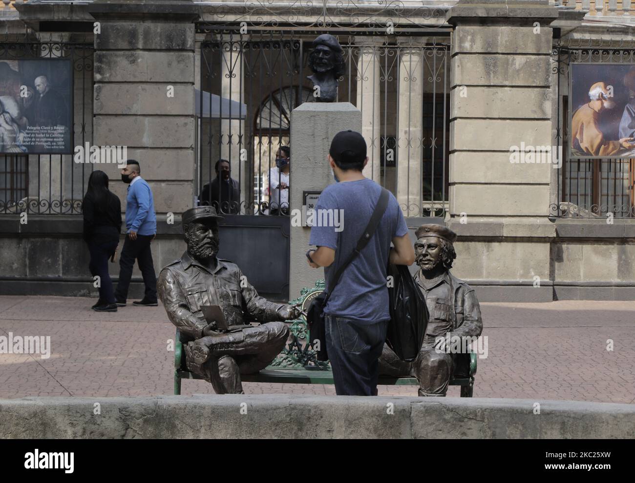 Ernesto che guevara fidel castro hi-res stock photography and images ...