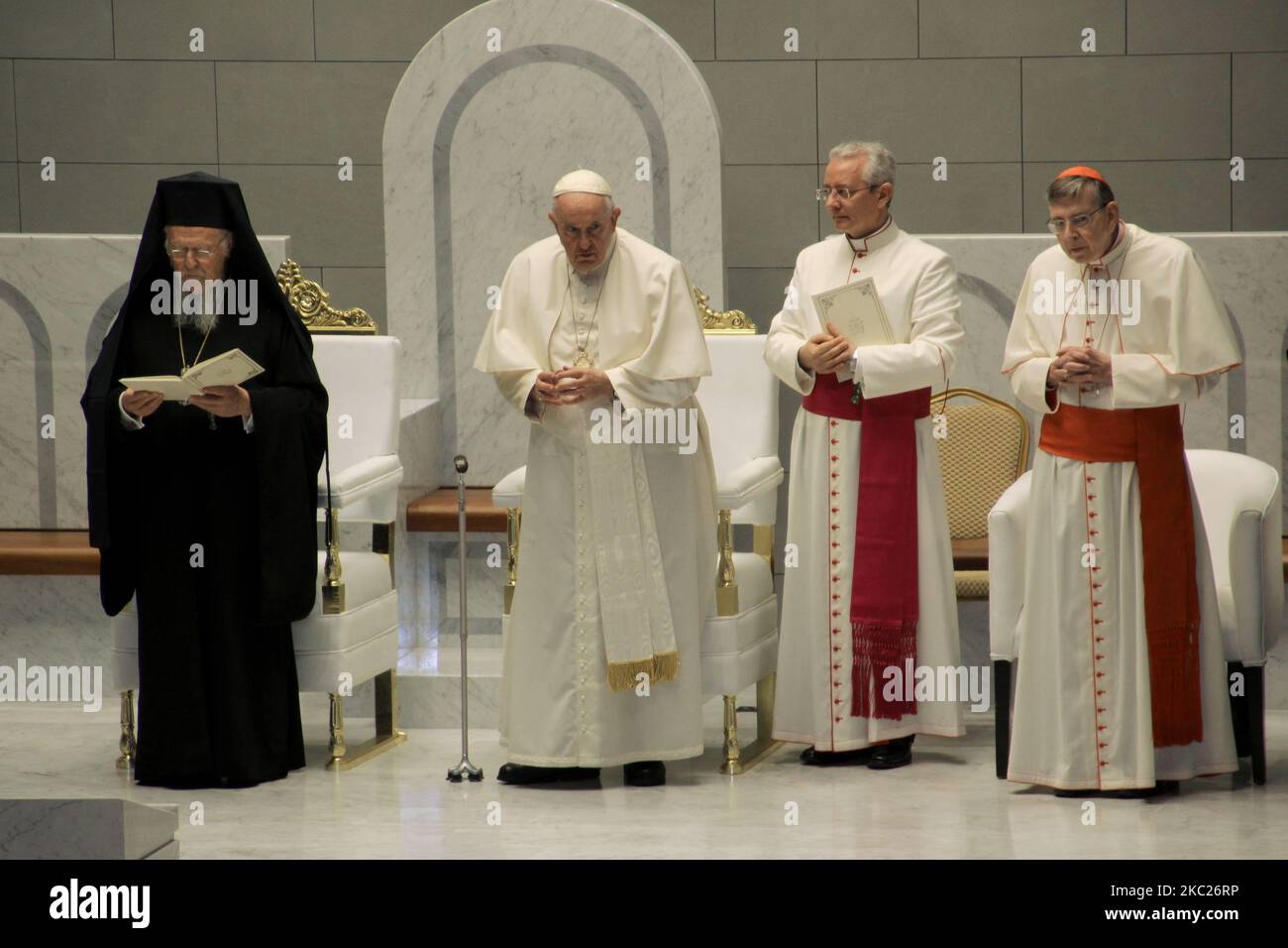 Sakhir, Bahrain. 04th Nov, 2022. Bartholomew (l), ecumenical patriarch ...