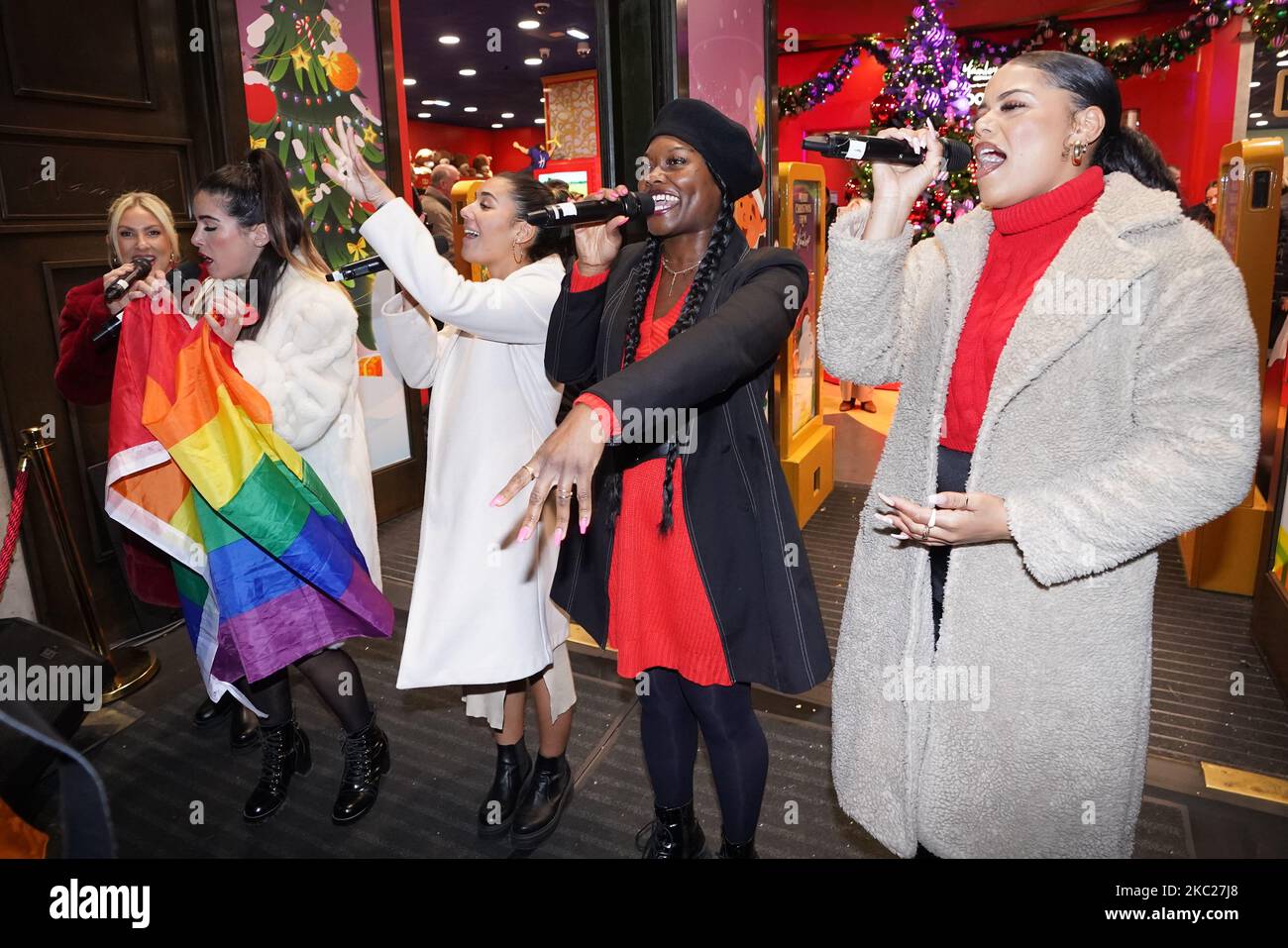 SVN performing during the unveiling of Hamleys Christmas windows in ...