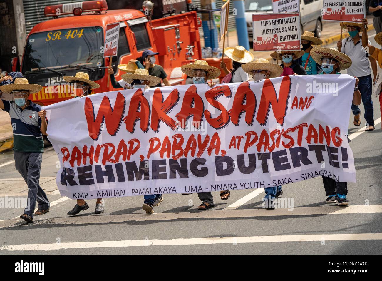 Peasant groups led by The Kilusang Magbubukid mark the peasant day with ...