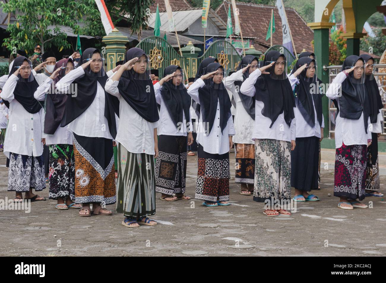 Santri day hi-res stock photography and images - Alamy